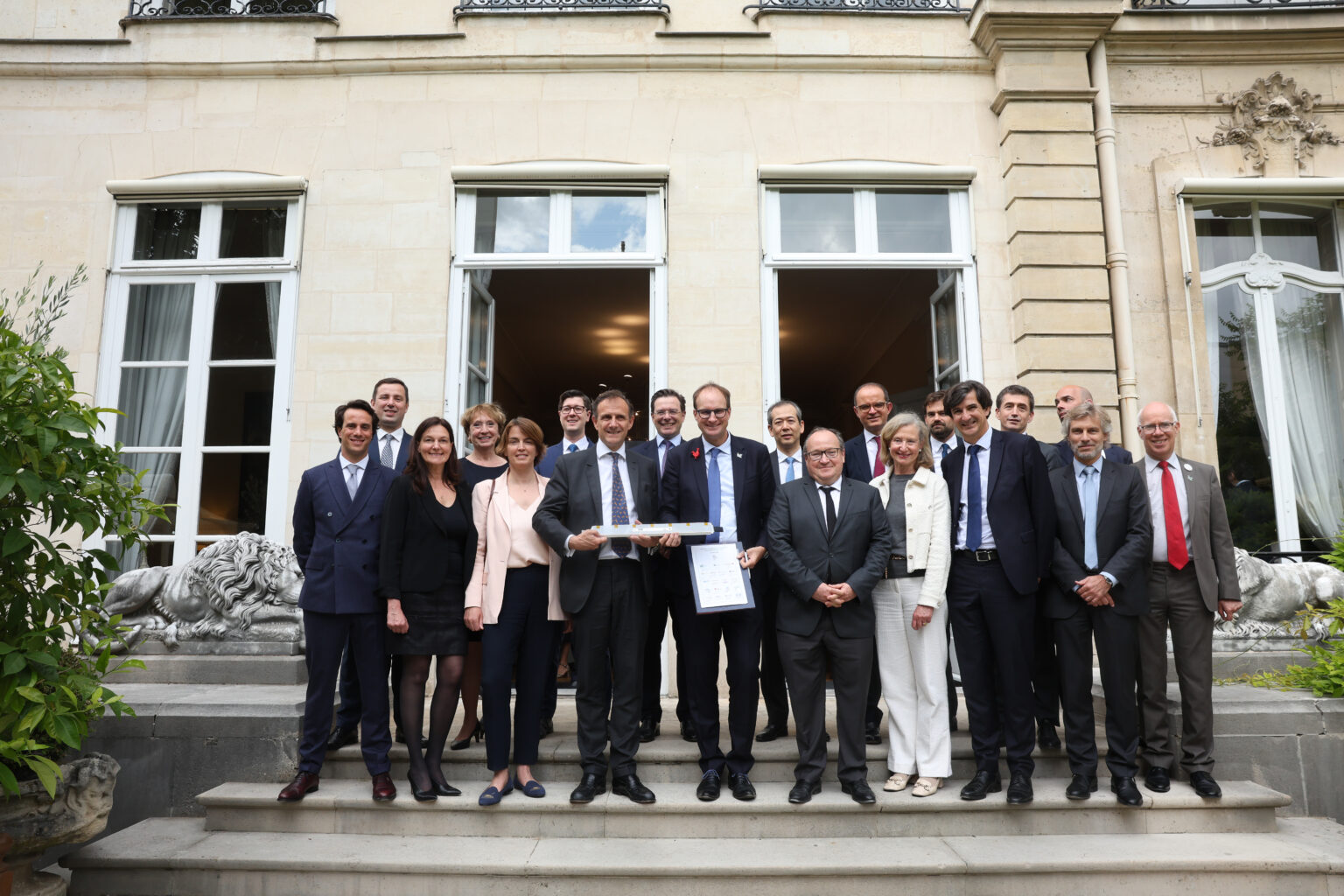 Verkor | Verkor secures over 1.3 billion euros through a green loan ...